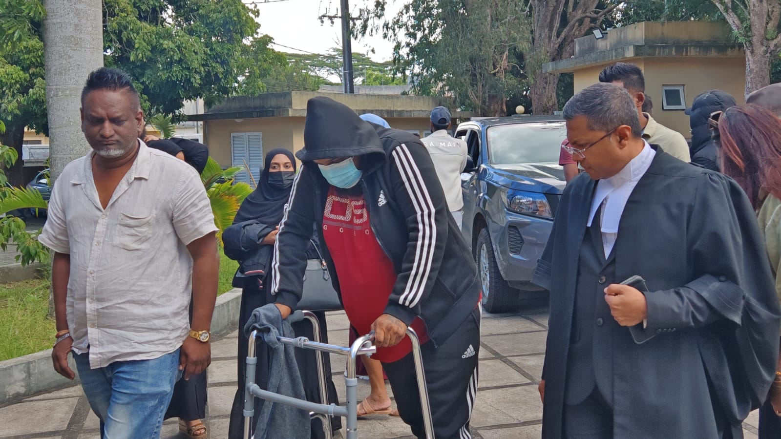 Incidents à Camp-Thorel : « Nou remersie CID ek Special Cell ki pe fer ...